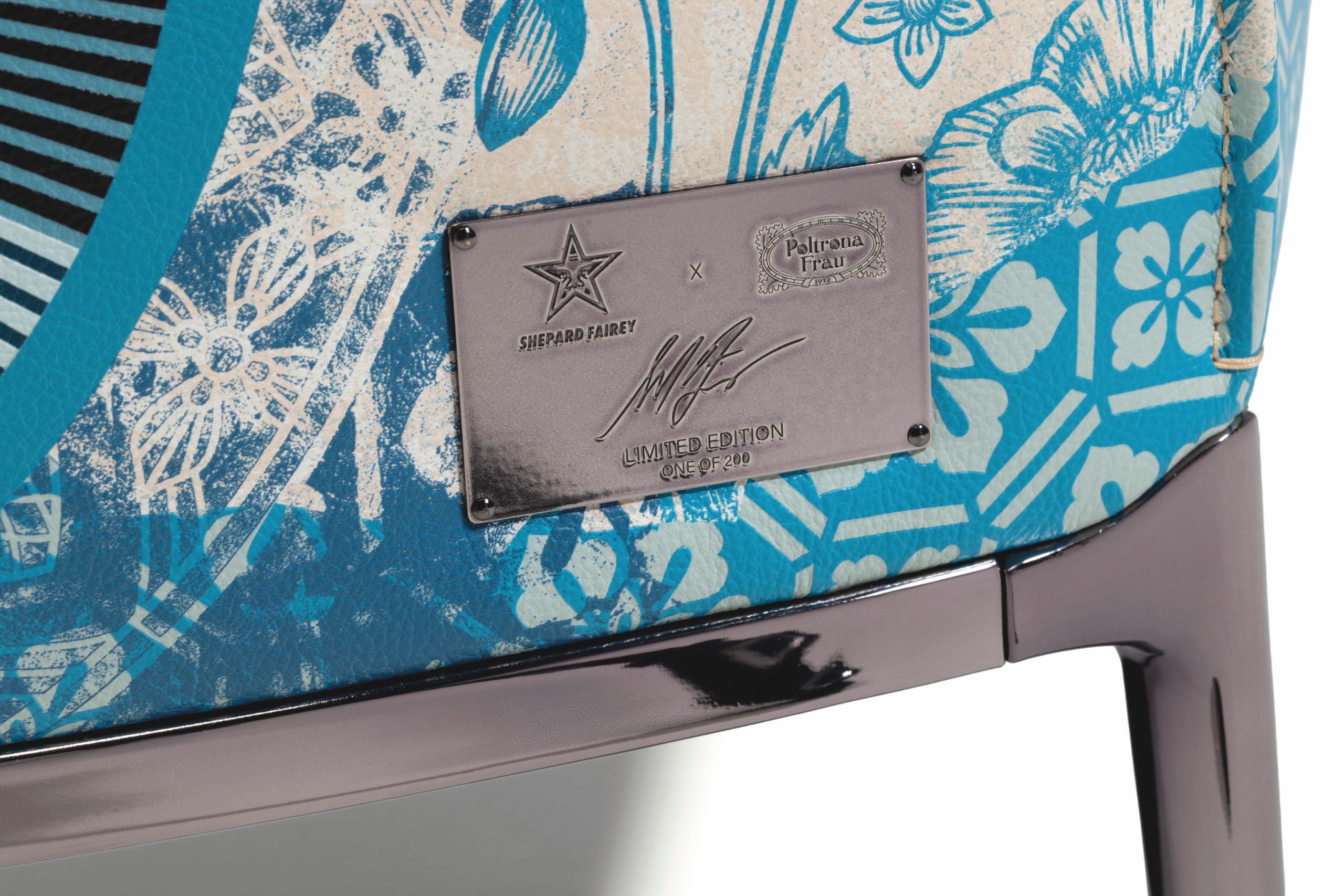 Poltrona Frau presenta Archibald Delicate Balance Limited Edition ...